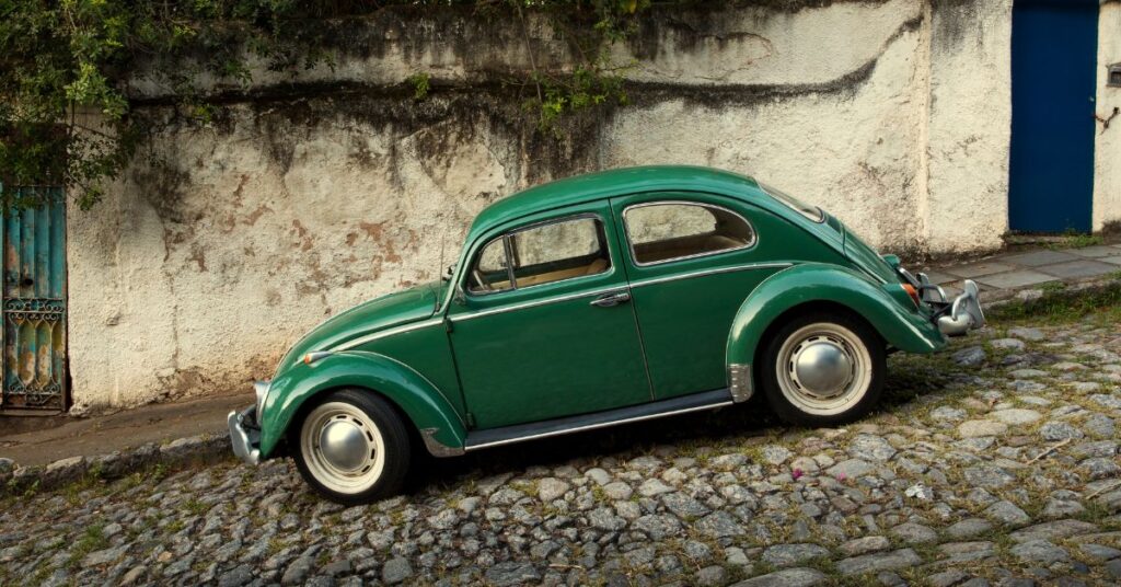 Classic Car Breakdown Cover: Here's Everything You Must Know